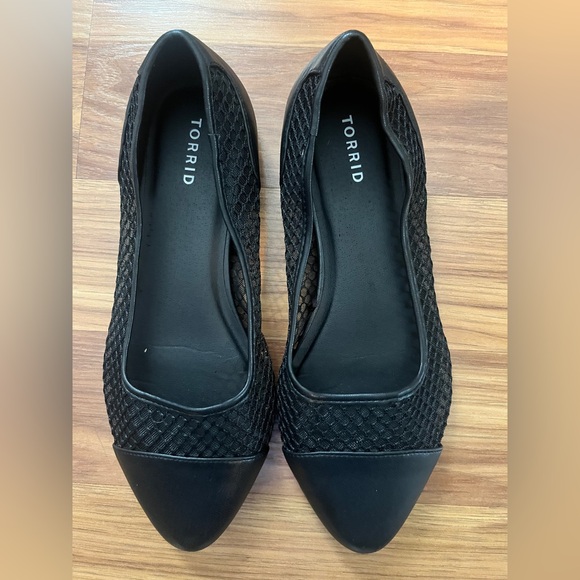 torrid | Shoes | Torrid Black Mesh Shoes Flate Size Ww | Poshmark